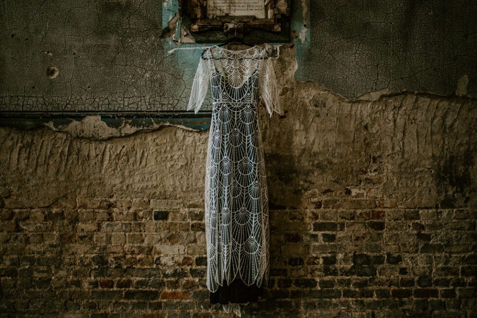 Styled Shoot || Decaying Decadence - The Urban Wedding Company