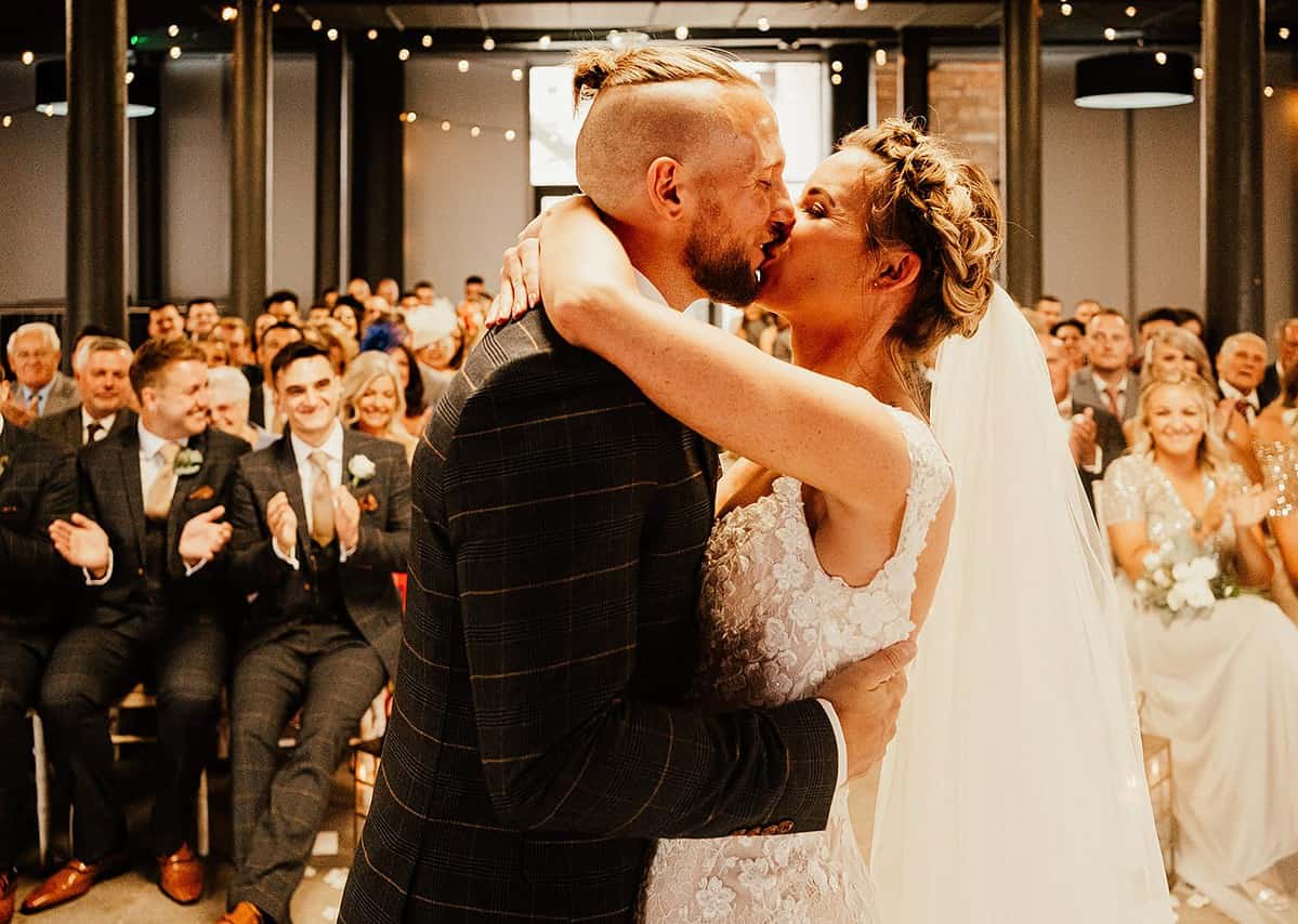 Titanic Hotel Wedding - The Urban Wedding Company