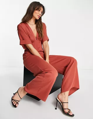Bridesmaid jumpsuits your bridal party will love!