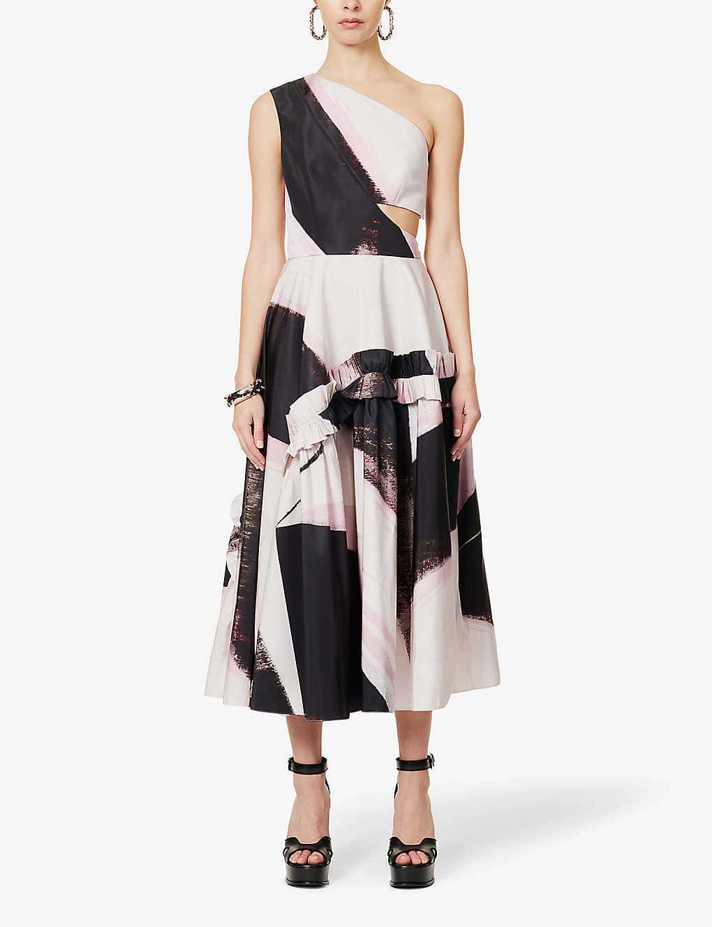 Unique Mother of the Bride Dresses- No Frumpy Outfits Here!