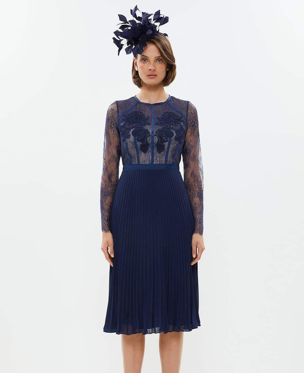 Stunning Short Mother of the Bride Dresses: Perfect for Any Wedding