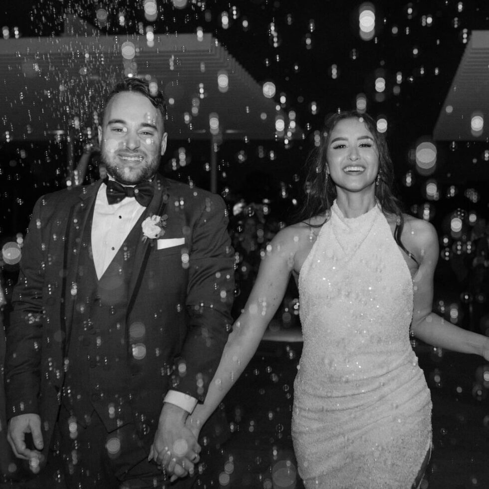 Modern Ways to Use Bubbles at Your Wedding