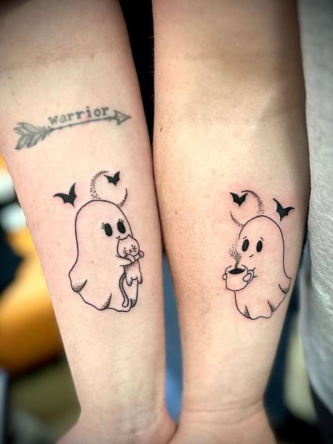 37 Hauntingly Beautiful Couple Tattoos for Lovers of the Dark